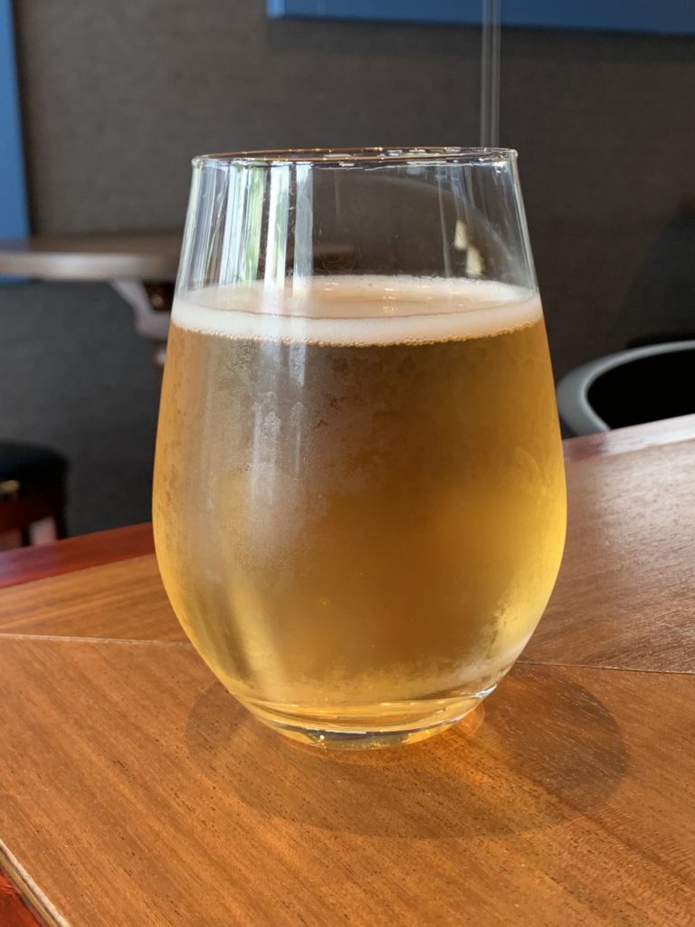 【アメリカ】Cascadia Ciderworkers United：「Cascadia Dry(カスカディアドライ)」を樽で飲みました ...