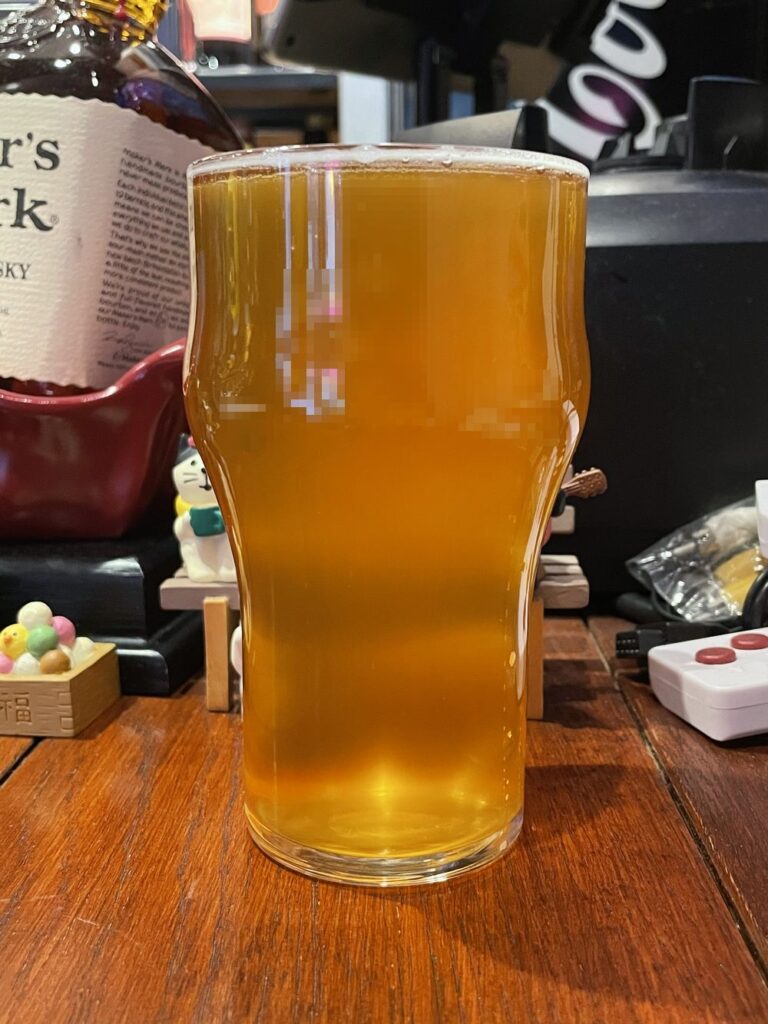 【東京】VERTERE(バテレ)：「Amyris(アミリス)」を樽で飲んでみました～ | クラフトビールのことならビアナビ